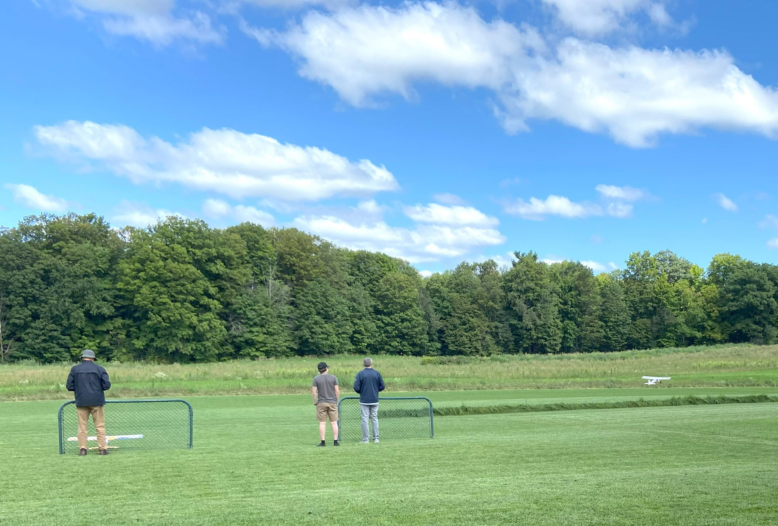 EMFSO – Electric Model Flyers of Southern Ontario – R/C Electric flying in Vaughan, Ontario